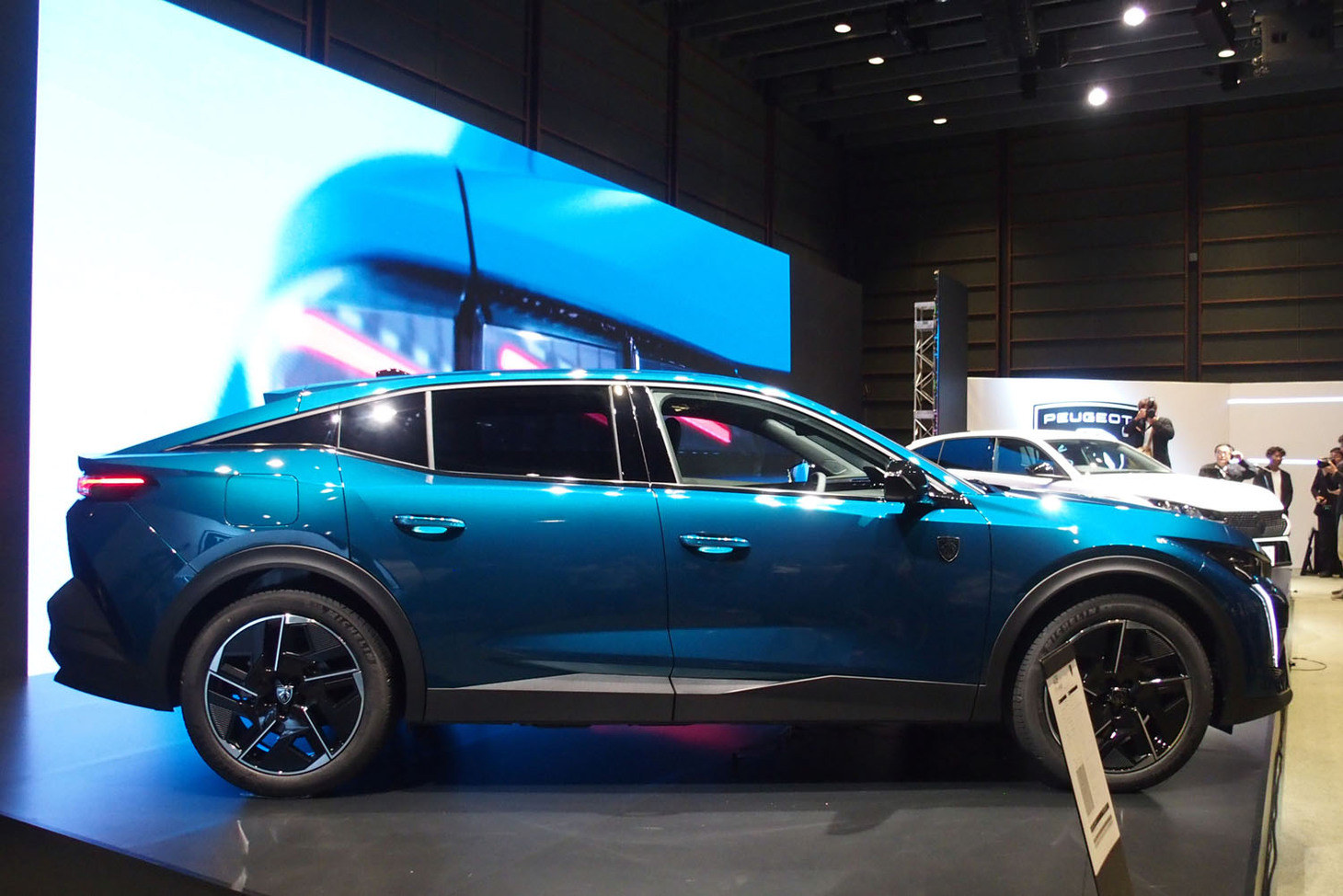 プジョー408 内装・外装など66枚 【画像・写真】 - webCG