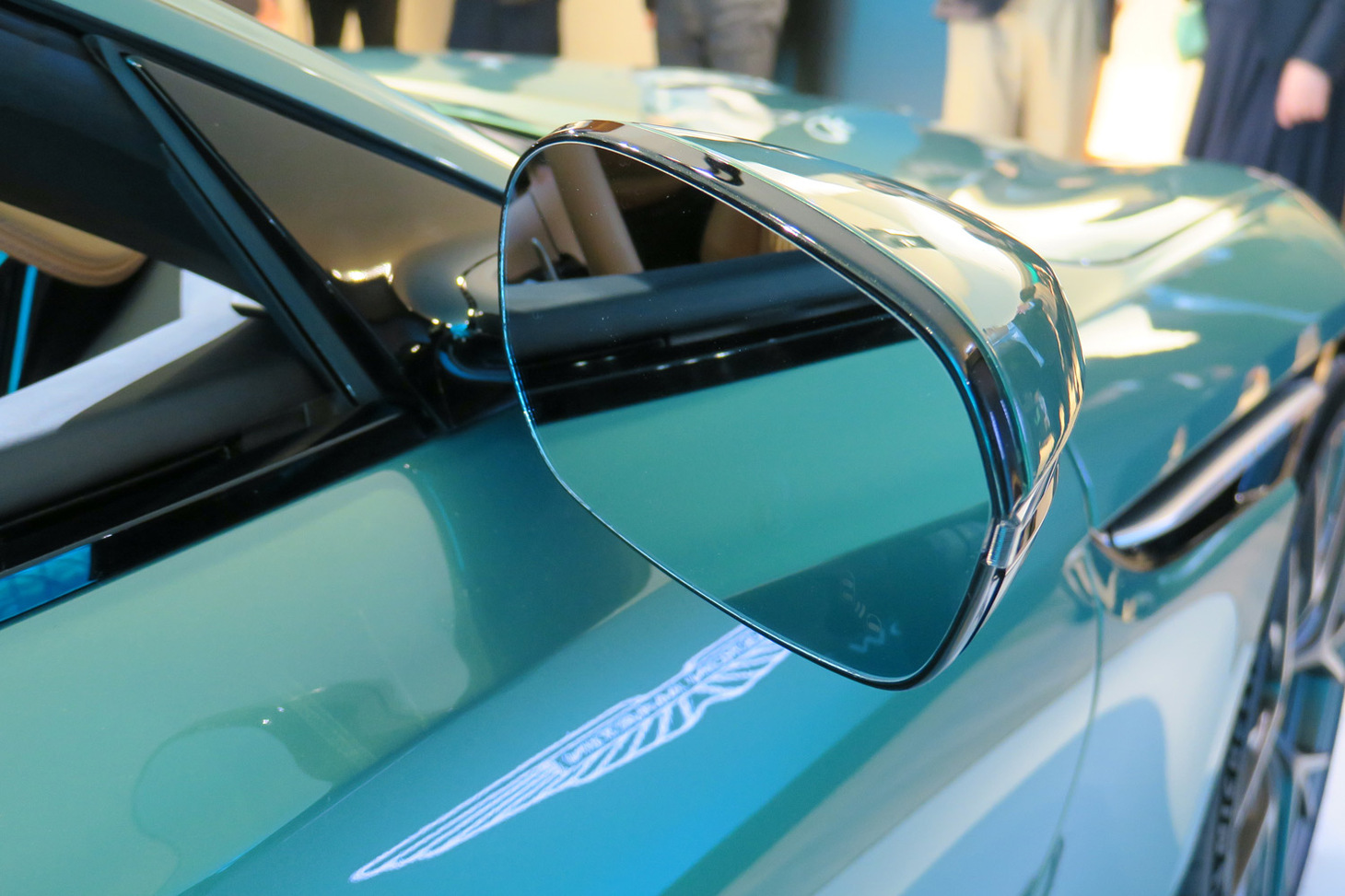 アストンマーティンDB12 内装・外装など65枚 【画像・写真】 - webCG