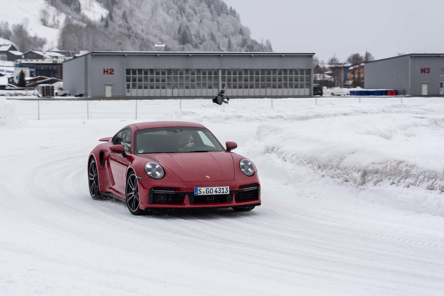 【AUTO BILDスペシャル】10台の「911」にイッキ乗り の画像12枚 - webCG