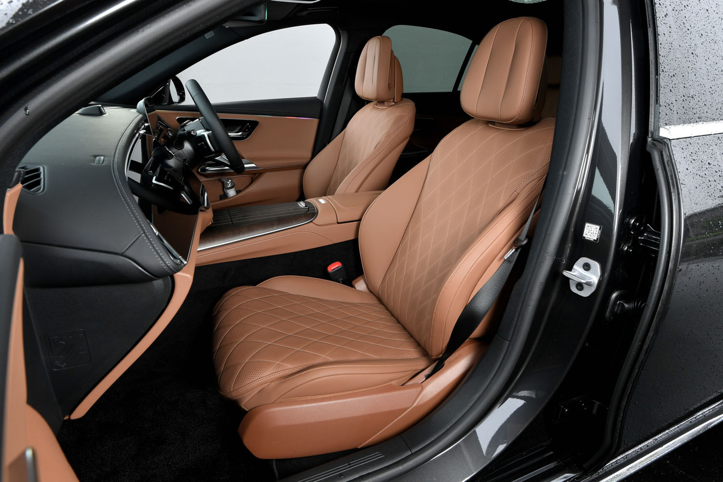 メルセデス・ベンツE350eスポーツ エディションスター（後編） の画像12枚 - webCG