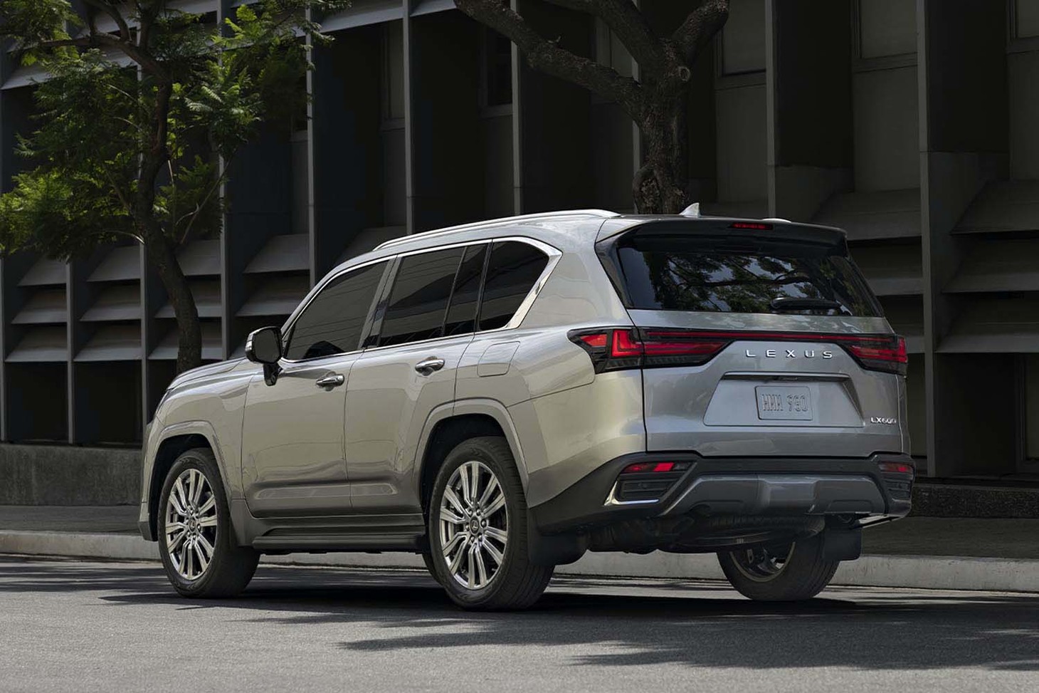 レクサスLX 内装・外装など50枚 【画像・写真】 - webCG