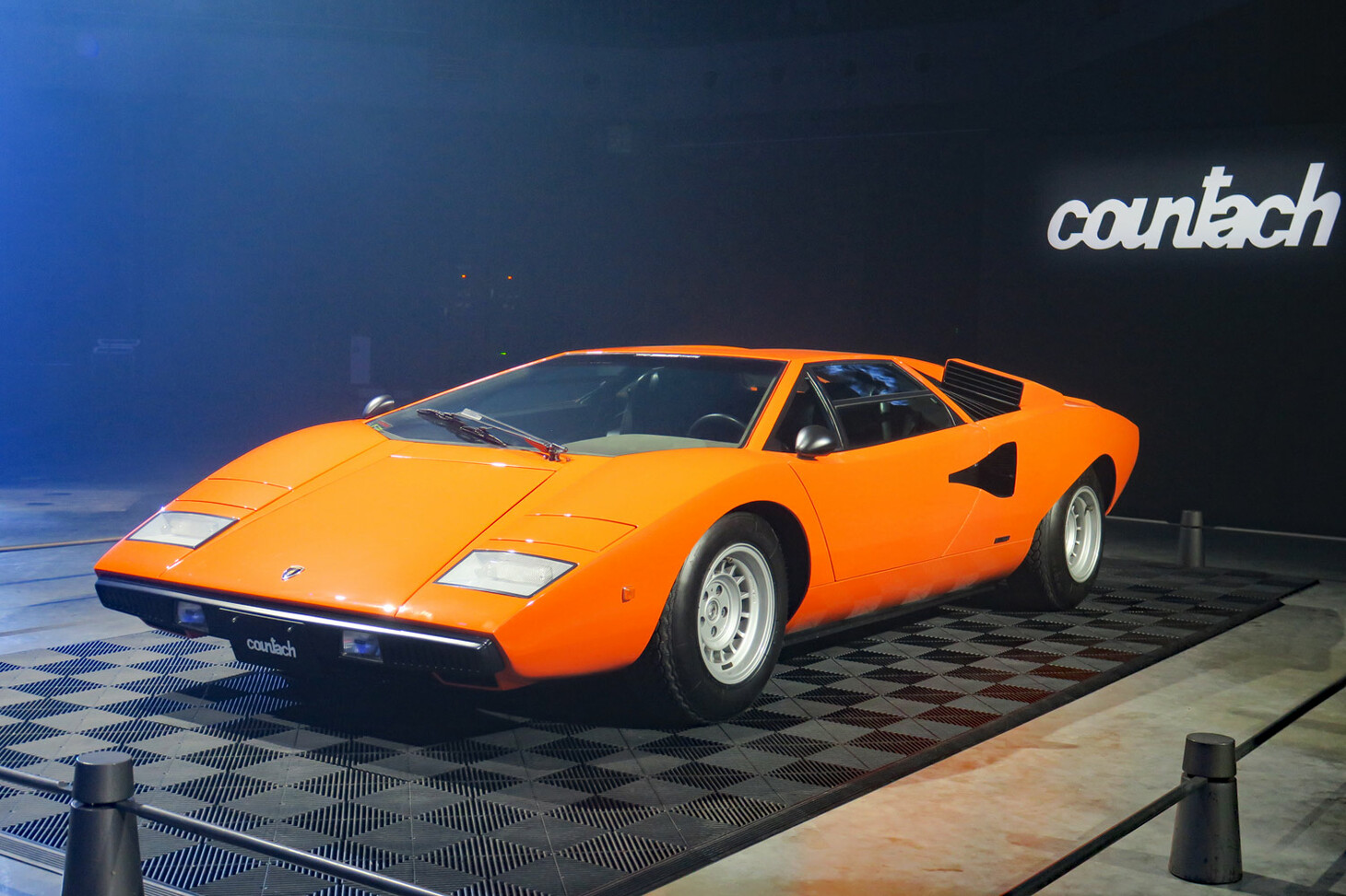 ランボルギーニ・レヴエルト 内装・外装など88枚 【画像・写真】 - webCG