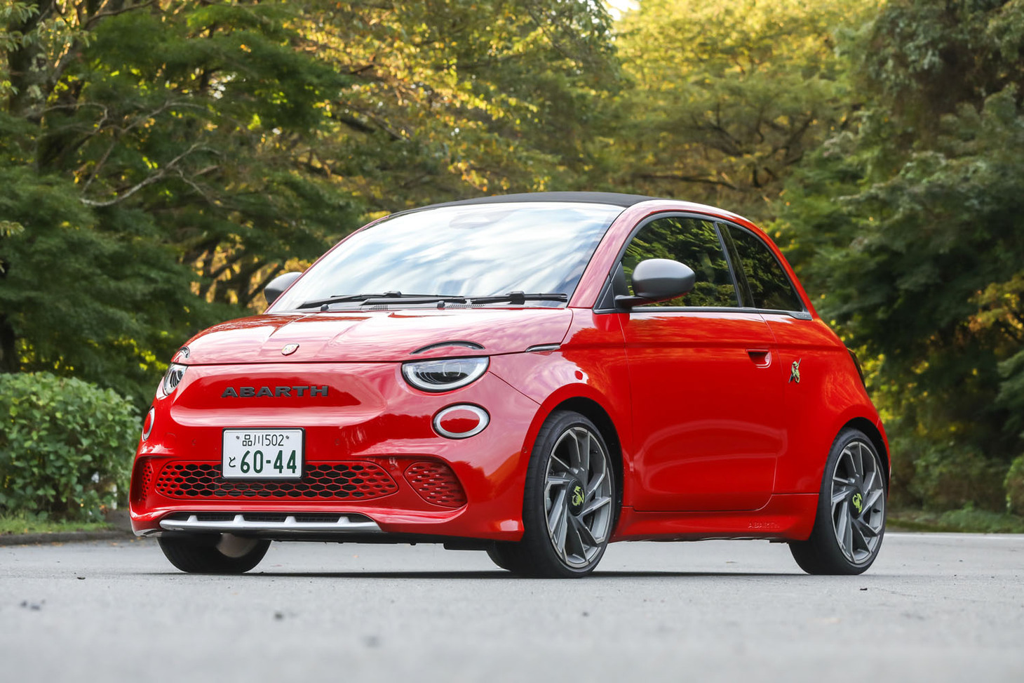 アバルト500eツーリスモ カブリオレ（前編） の画像13枚 - webCG