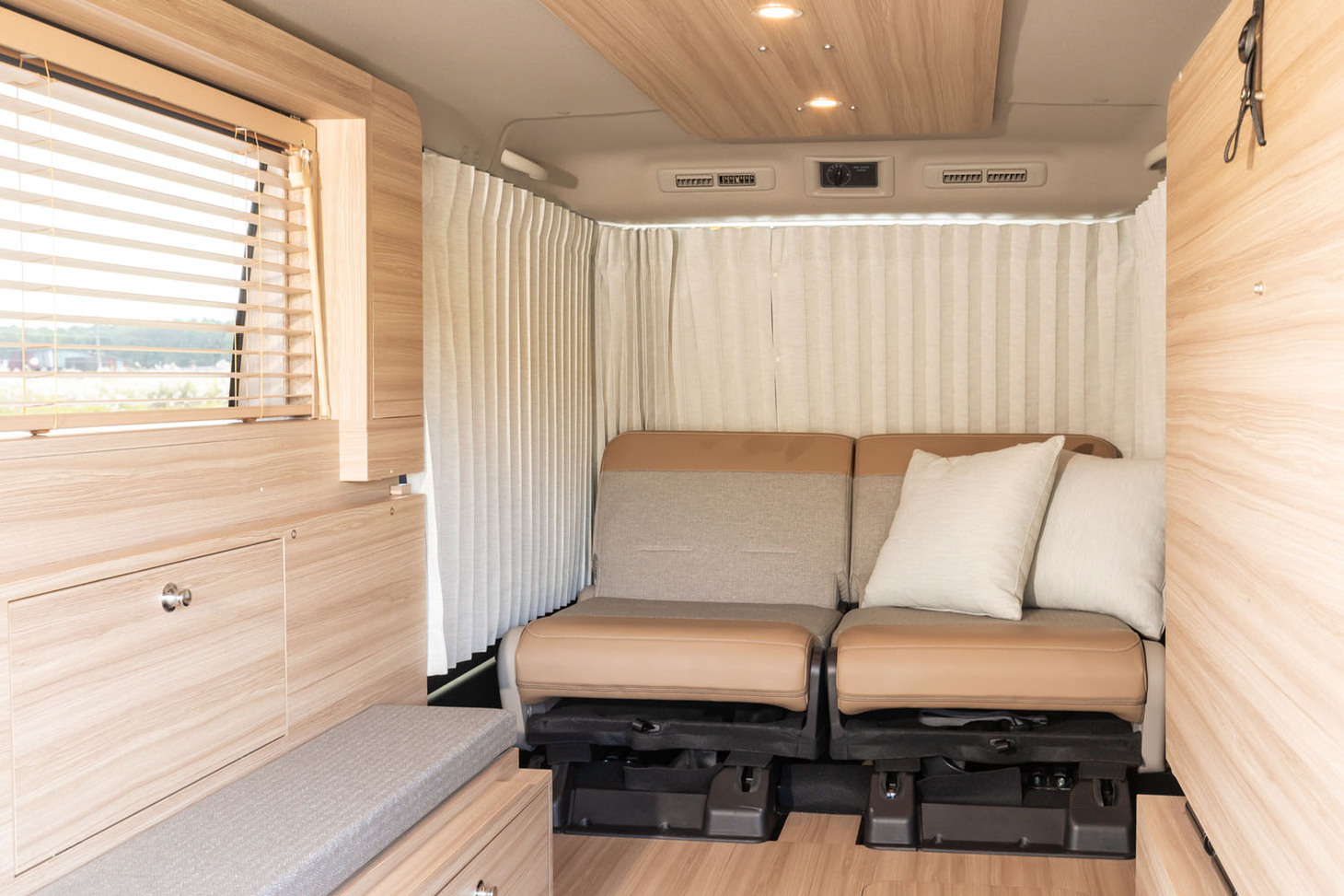 日産キャラバン グランドプレミアムGX MYROOM（FR/7AT）【試乗記】 の画像21枚 - webCG