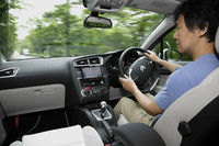 シトロエンC4 セダクション（FF/4AT）／エクスクルーシブ（FF/6AT）【試乗記】 乗ってナンボ - webCG