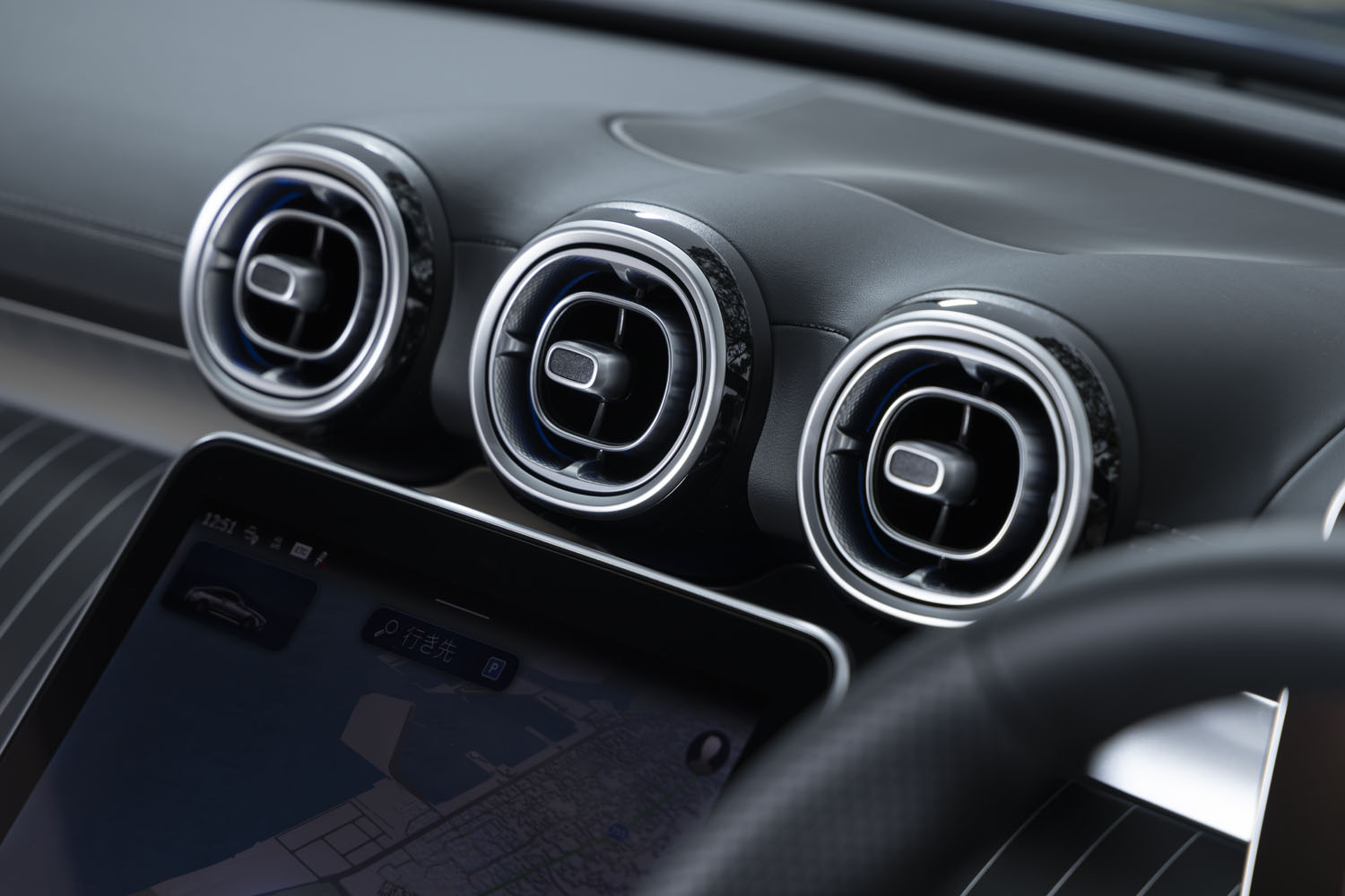 メルセデス・ベンツCLE クーペで至福のぜいたくを堪能する 【メルセデス流“王道のクーペ”がかなえる世界＜AD＞】 - webCG