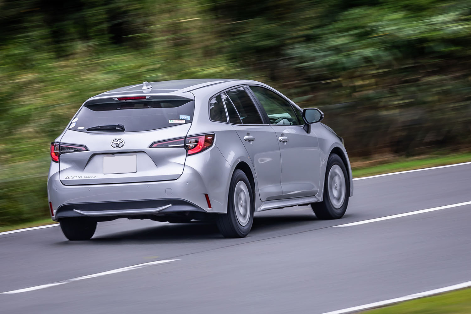 YOKOHAMA iceGUARD 7の歴代最強性能は氷上・雪上だけではなかった 【2022-2023 Winter webCGタイヤセレクション＜AD＞】 - webCG