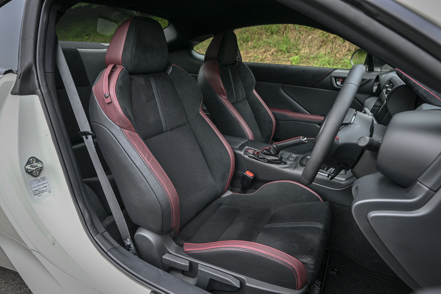 スバルBRZ STI Sport／BRZ STI Sport（STIパーツ装着車） 内装・外装など67枚 【画像・写真】 - webCG