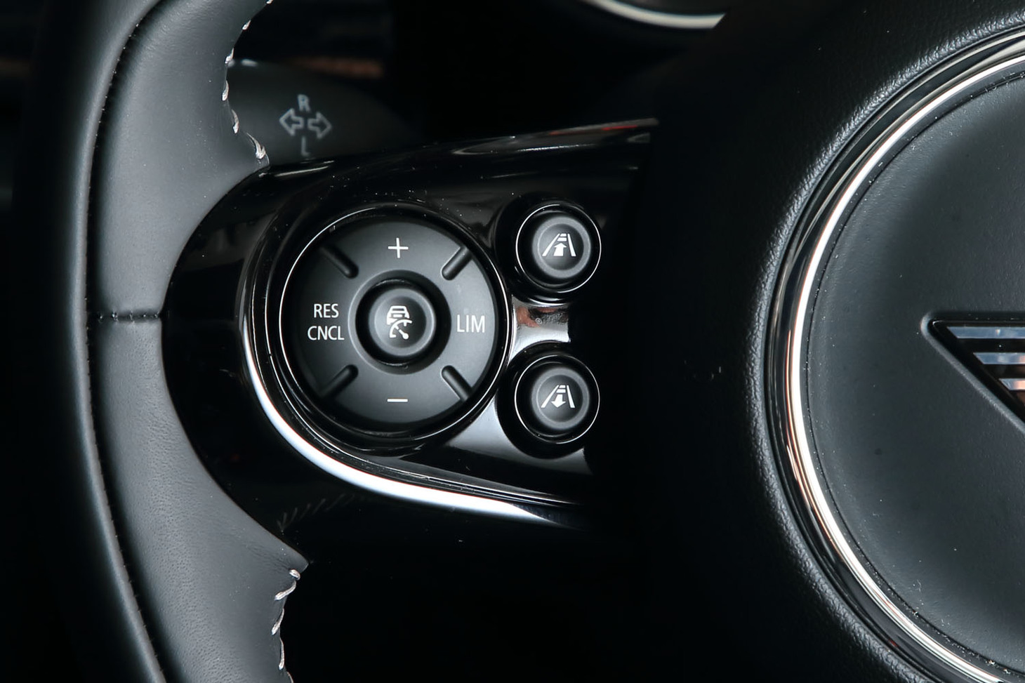 MINIクーパー クラブマン（FF/7AT）【試乗記】 の画像17枚 - webCG