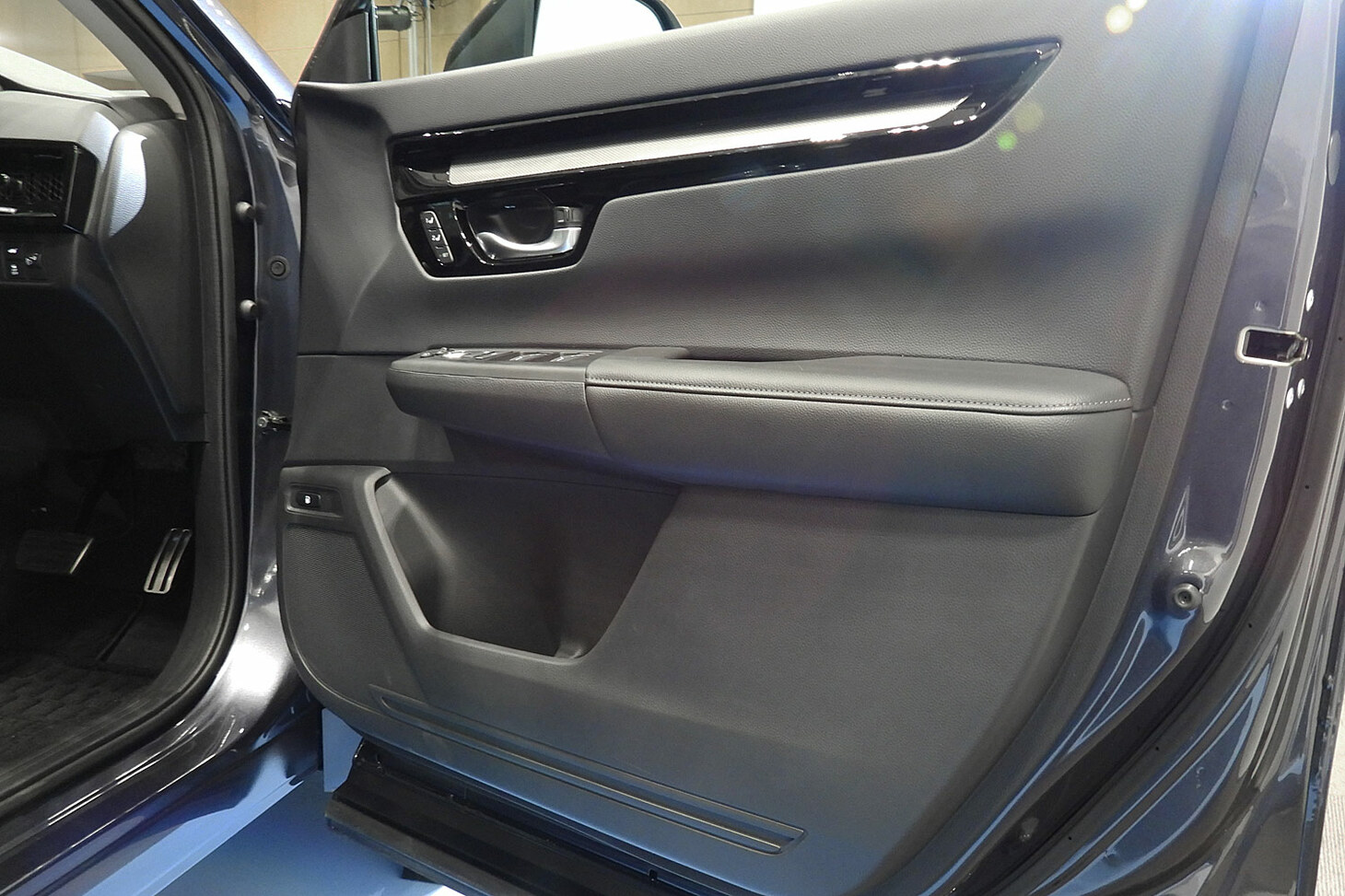 ホンダCR-V e：FCEV 内装・外装など73枚 【画像・写真】 - webCG