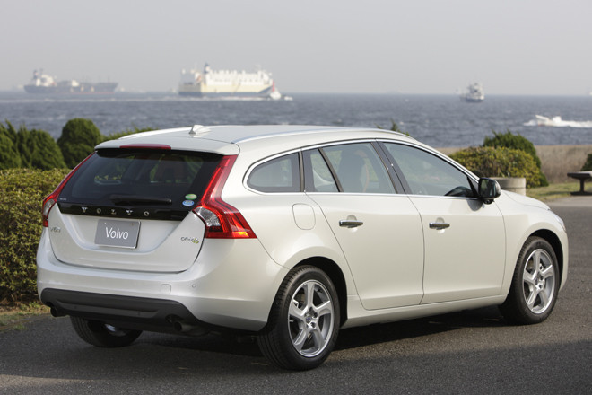 ボルボV60 内装・外装など20枚 【画像・写真】 - webCG