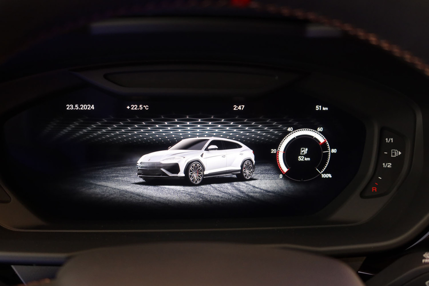 ランボルギーニ・ウルスSE 内装・外装など34枚 【画像・写真】 - webCG