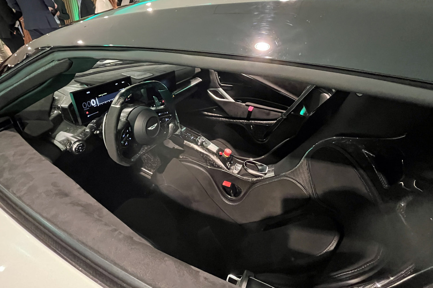 アストンマーティン・ヴァルハラ 内装・外装など77枚 【画像・写真】 - webCG