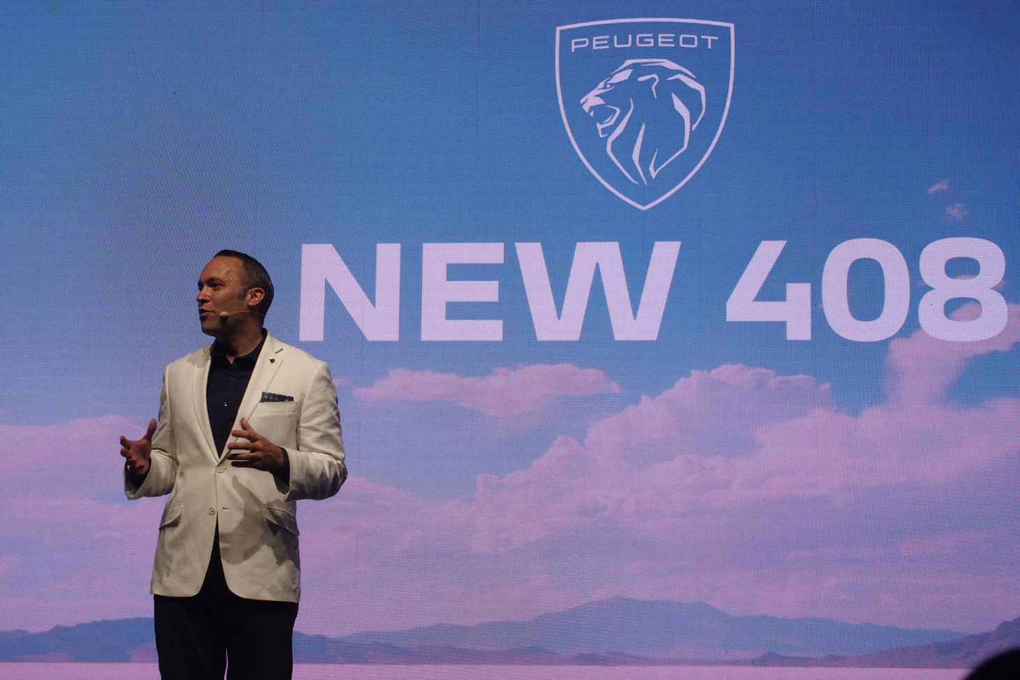 プジョー408 内装・外装など66枚 【画像・写真】 - webCG