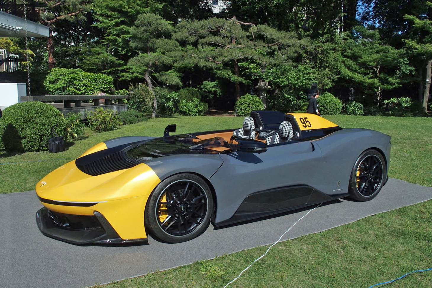 ピニンファリーナ・バティスタ チンクアンタチンクエ／B95 内装・外装など85枚 【画像・写真】 - webCG