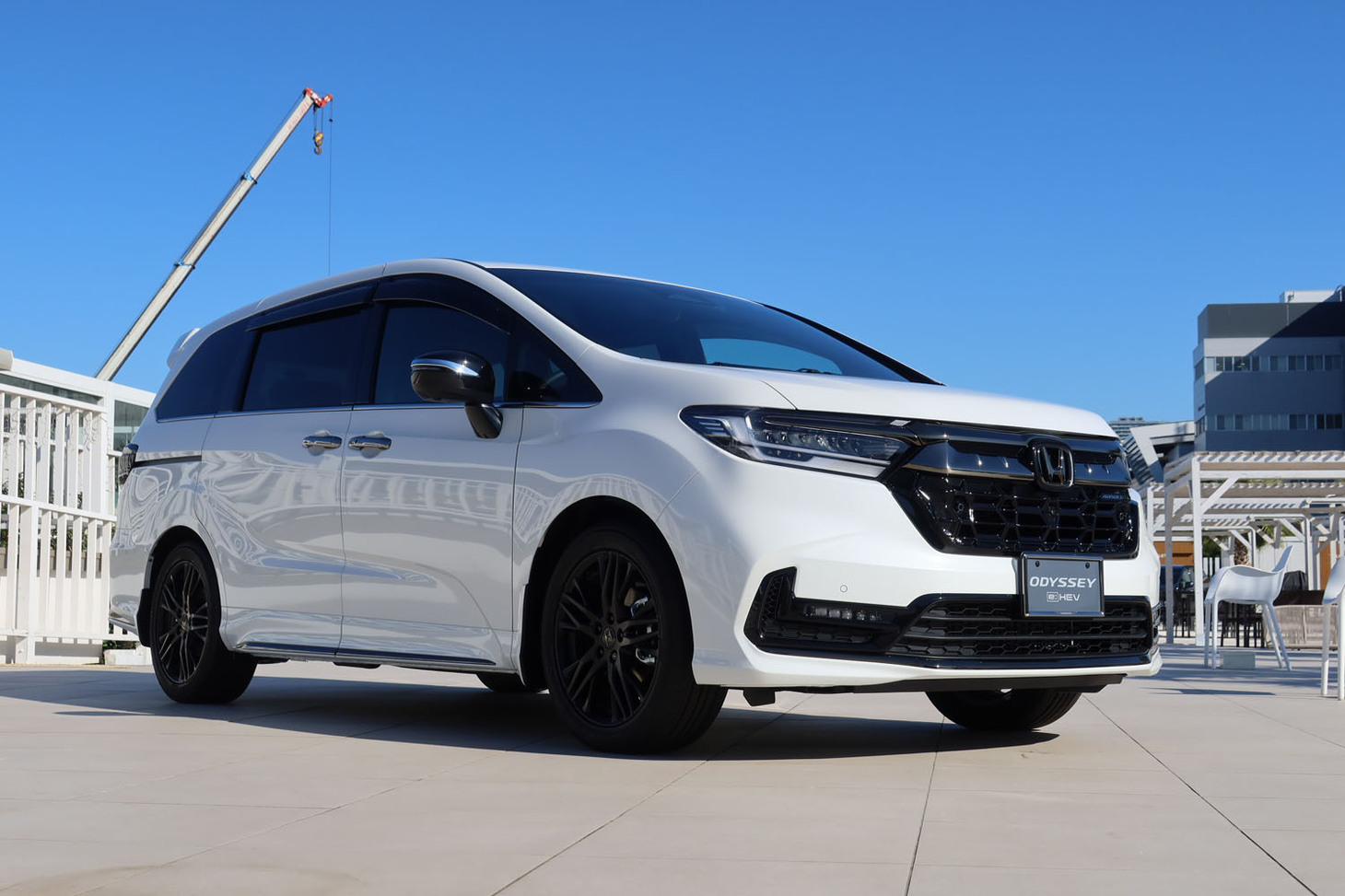 ホンダ・オデッセイe：HEVアブソルート・EXブラックエディション 純正アクセサリー装着車／無限パーツ装着車 内装・外装など44枚 【画像・写真】 - webCG