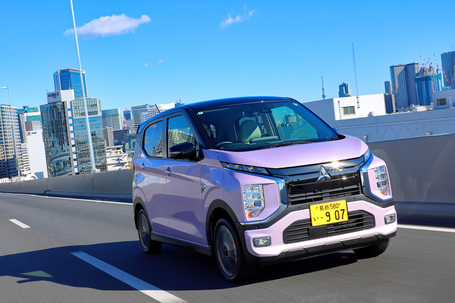 小さなクルマで大満足 三菱eKクロスEVの魅力に迫る 【できる軽でもっといいカーライフ 三菱eKクロスEVで行こう＜AD＞】 - webCG