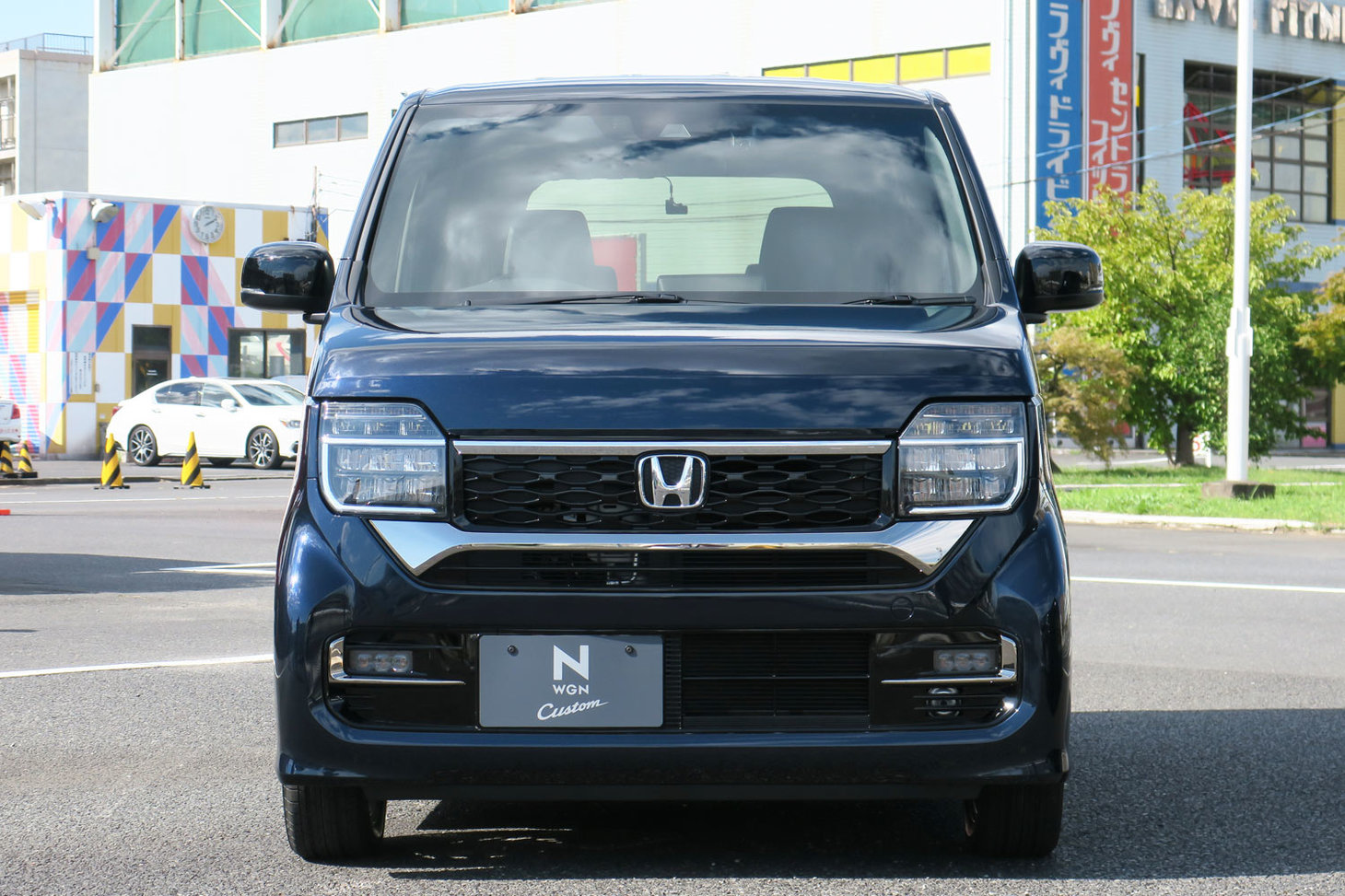 ホンダN-WGN Lスタイル＋ ビター／N-WGNカスタムL・ターボ／N-WGN L 内装・外装など48枚 【画像・写真】 - webCG
