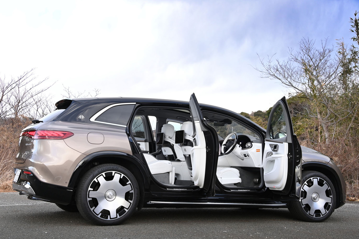 MINIエースマン／テスラ・モデルY／メルセデス・マイバッハEQS SUV【試乗記】 の画像32枚 - webCG