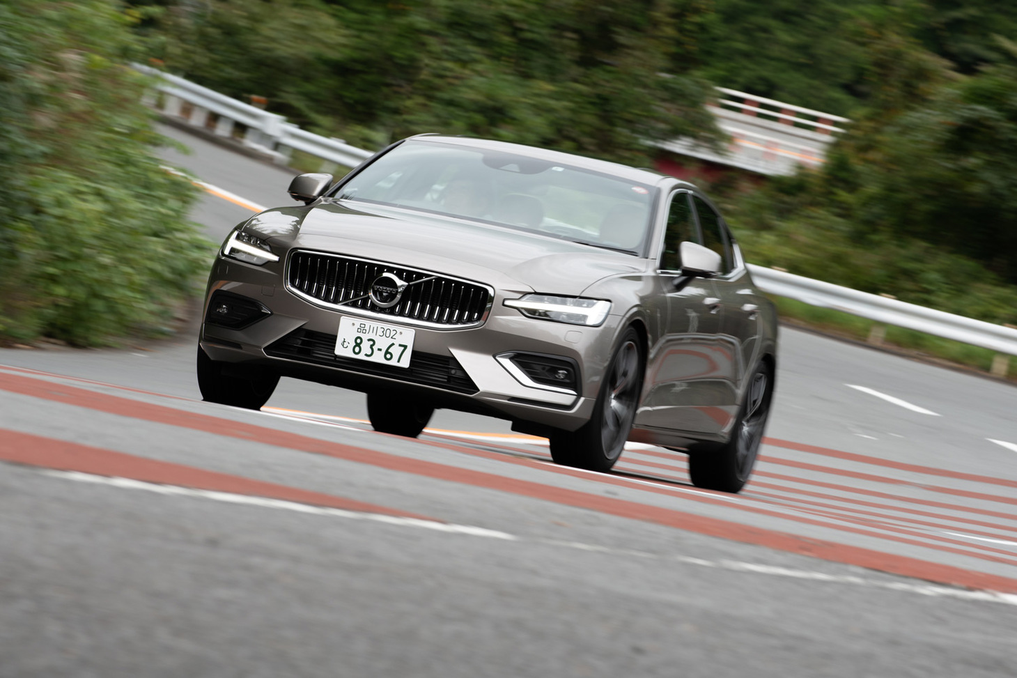 ボルボS60 T5インスクリプション（FF/8AT）【試乗記】 の画像20枚 - webCG