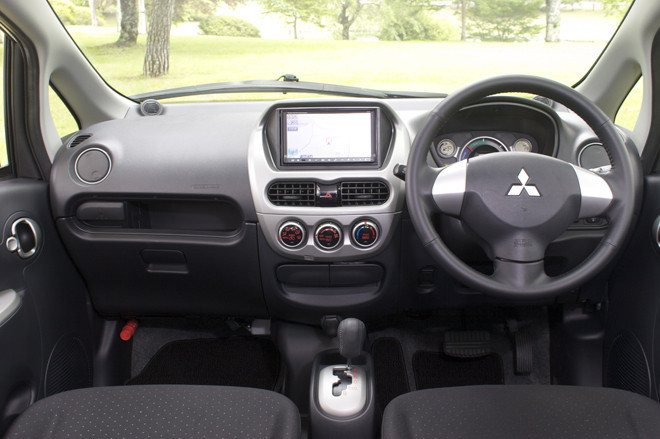 三菱i-MiEV 内装・外装など20枚 【画像・写真】 - webCG