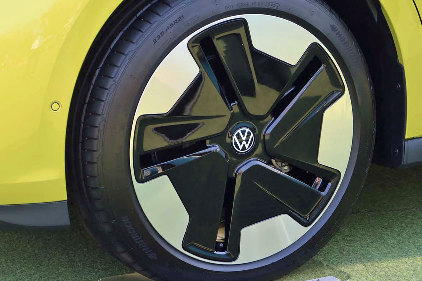 フォルクスワーゲンID.Buzz／タイプ2 内装・外装など40枚 【画像・写真】 - webCG