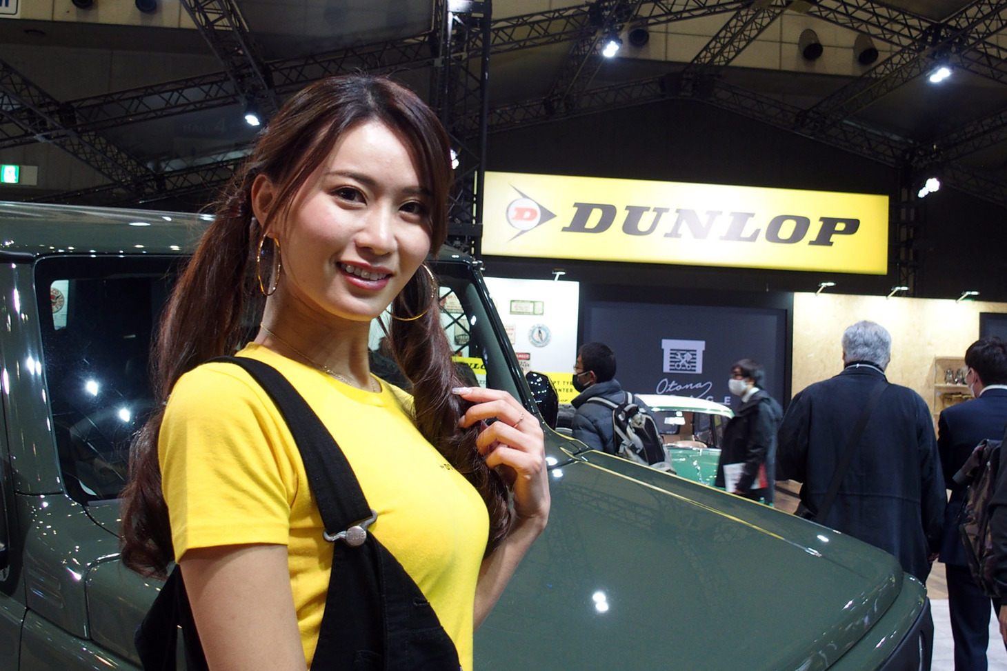 【東京オートサロン2023】 コンパニオン名鑑（その4） ビジュアル18枚 【画像・写真】 - webCG