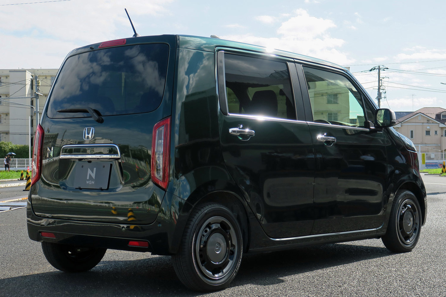 ホンダN-WGN Lスタイル＋ ビター／N-WGNカスタムL・ターボ／N-WGN L 内装・外装など48枚 【画像・写真】 - webCG