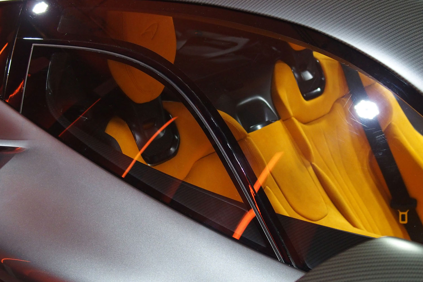 マクラーレンW1 内装・外装など60枚 【画像・写真】 - webCG