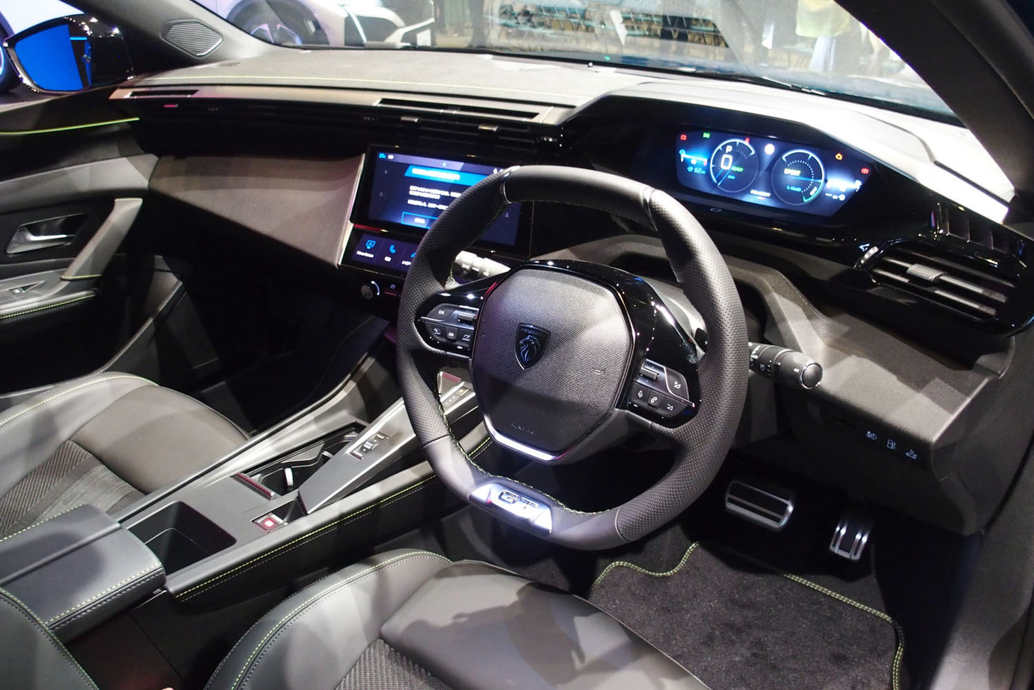 プジョー408 内装・外装など66枚 【画像・写真】 - webCG