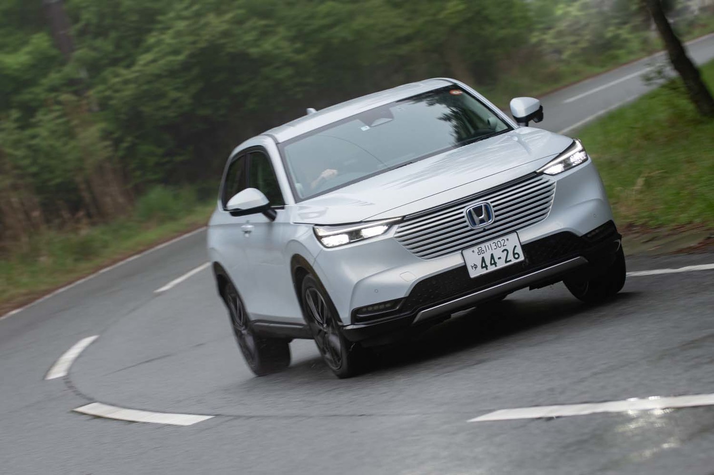 ホンダ・ヴェゼルe：HEV Z（4WD）【試乗記】 の画像21枚 - webCG