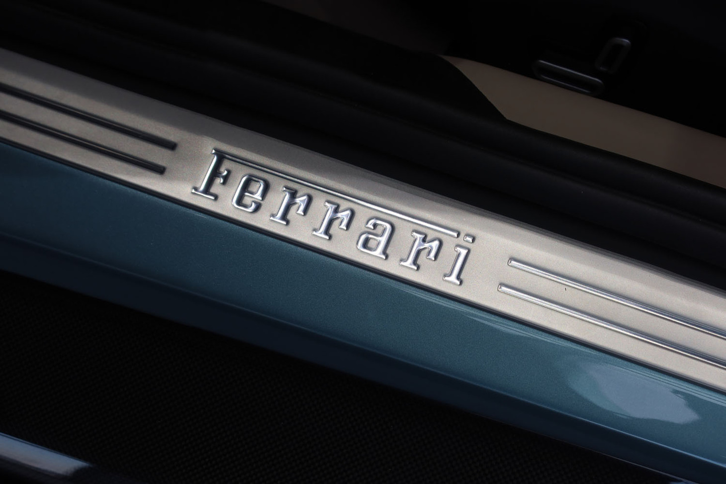 フェラーリ12チリンドリ 内装・外装など78枚 【画像・写真】 - webCG