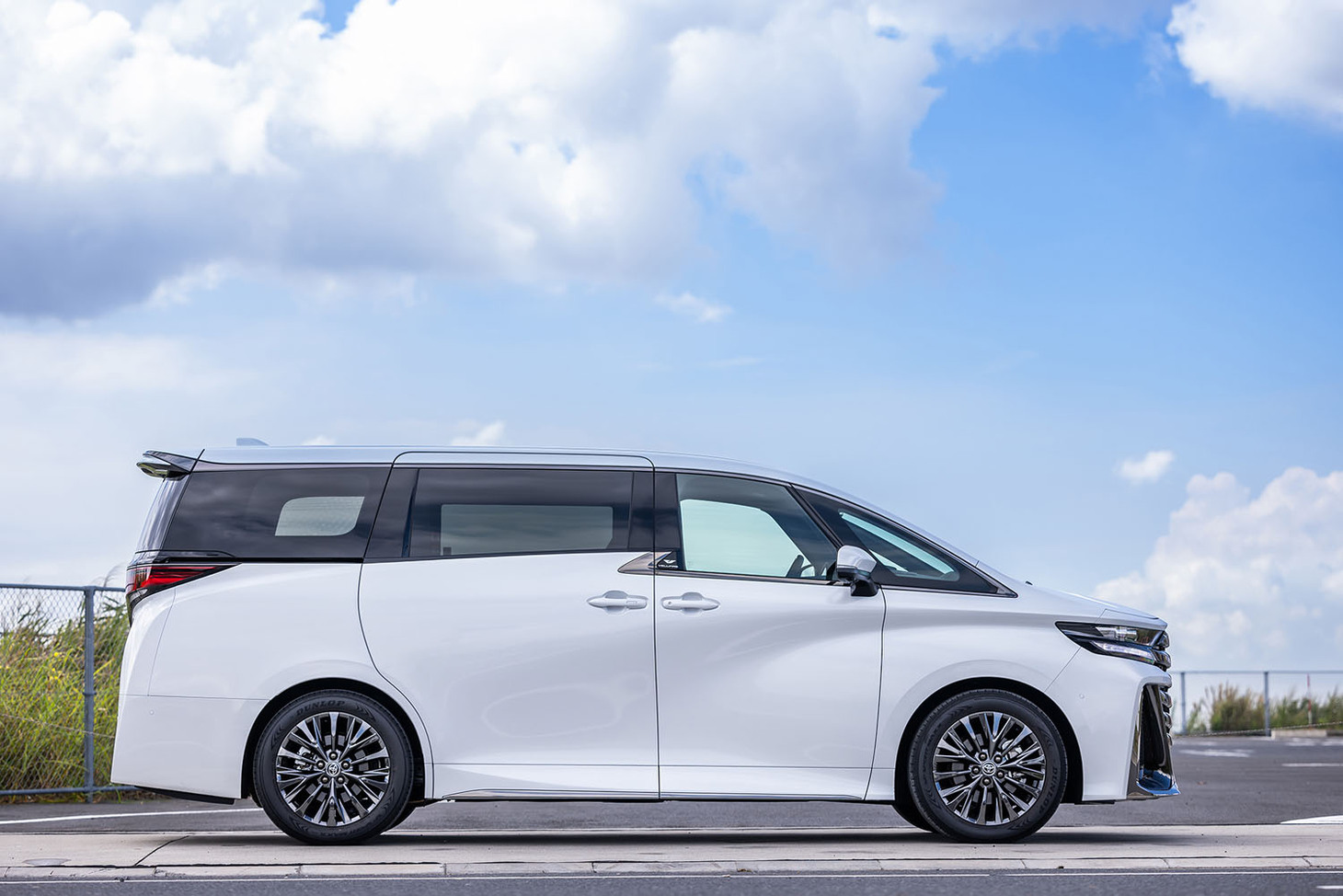 トヨタ・ヴェルファイアZプレミア（FF/8AT）【試乗記】 の画像20枚 - webCG