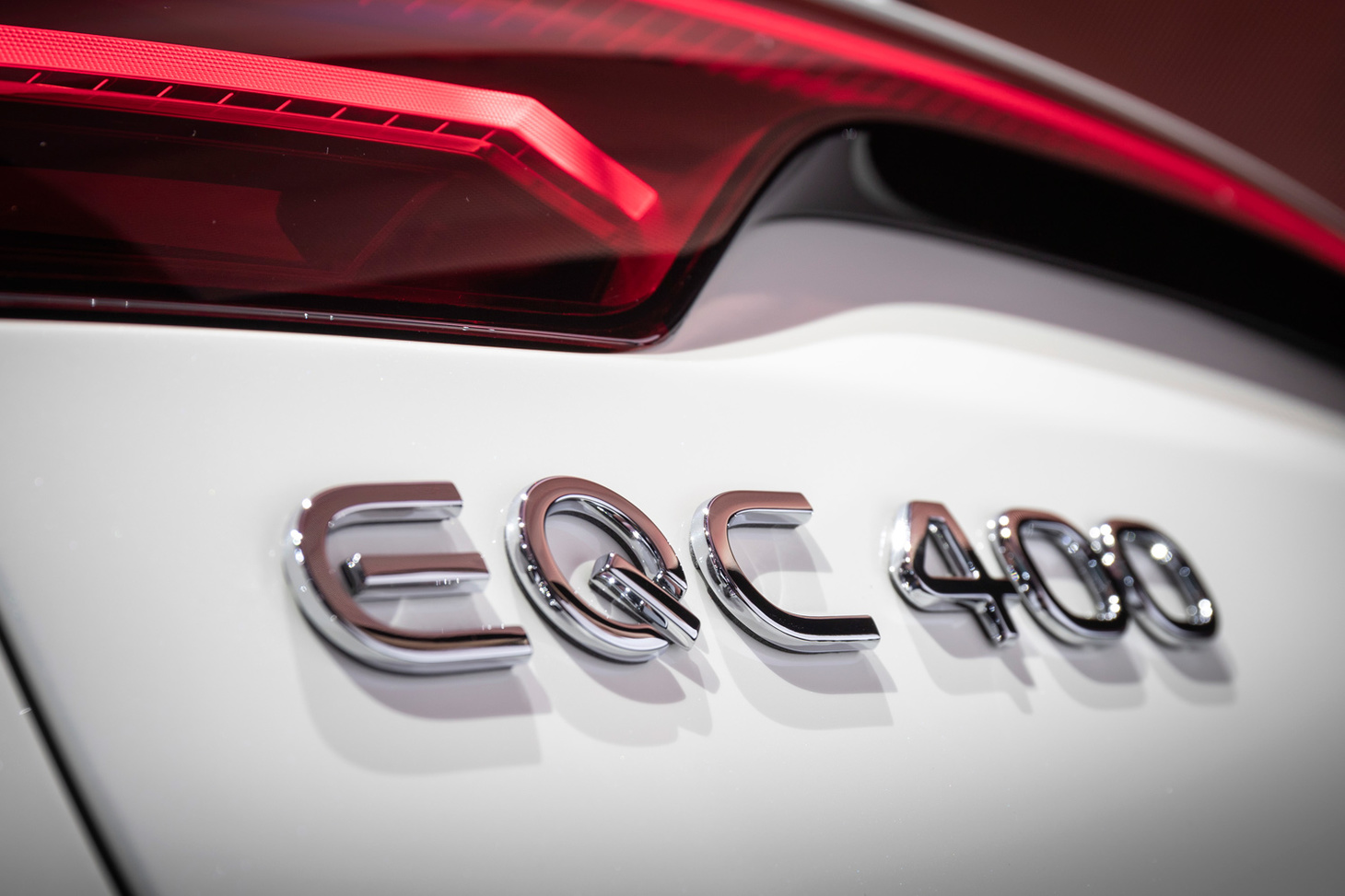 メルセデス・ベンツEQC ビジュアル44枚 【画像・写真】 - webCG