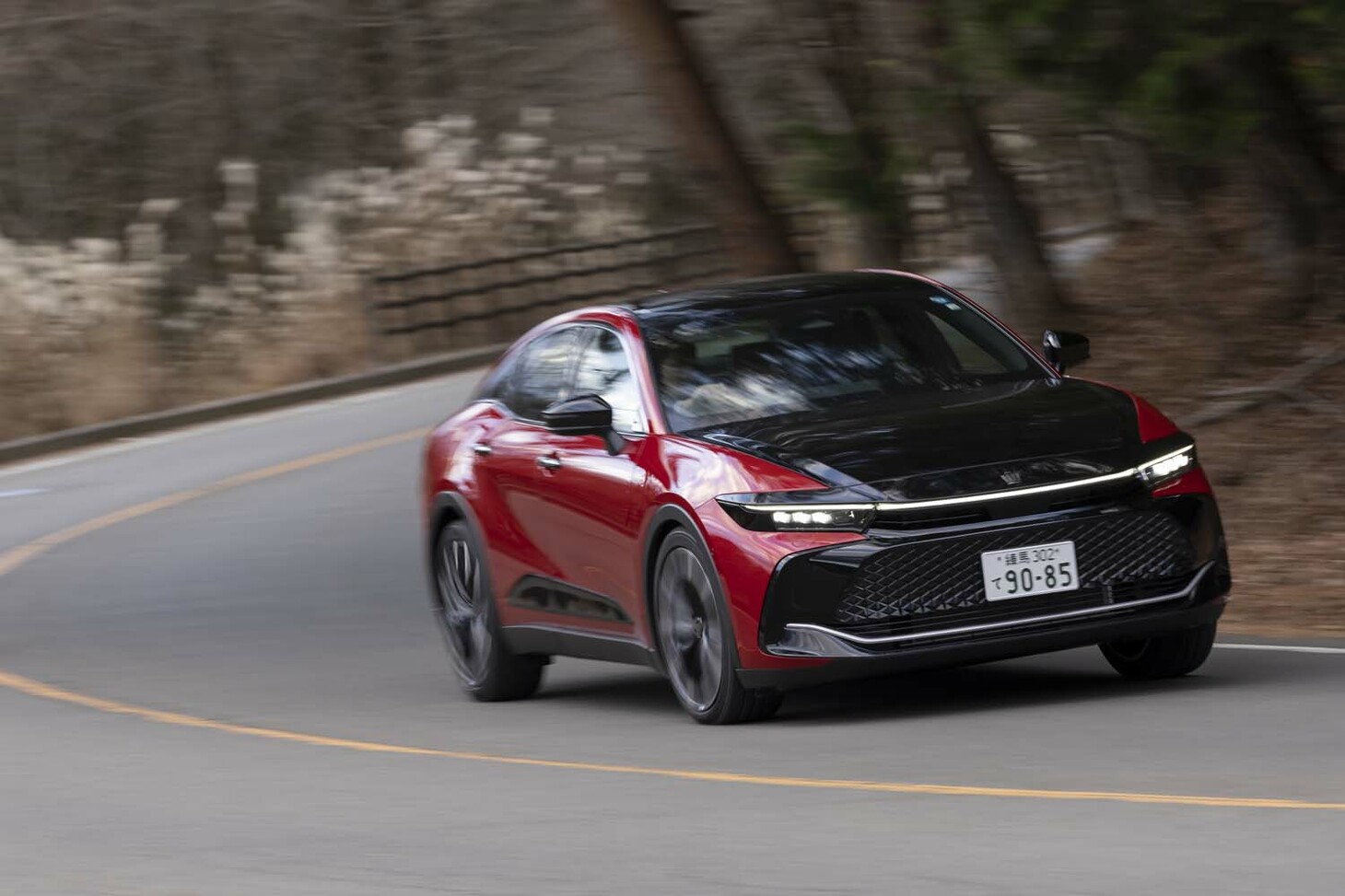 トヨタ・クラウン クロスオーバーRS“アドバンスト”（4WD/6AT）【試乗記】 解き放たれたクラウン - webCG