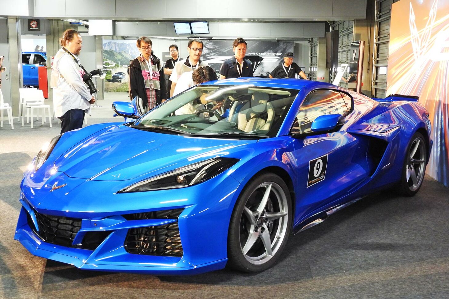 シボレー・コルベットE-Ray 内装・外装など57枚 【画像・写真】 - webCG