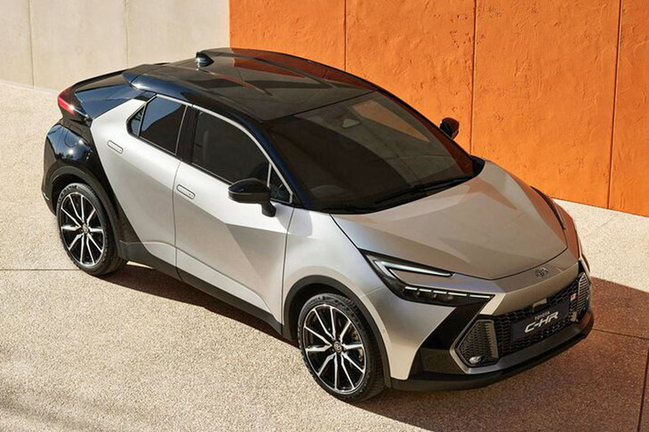 脱・日本の新型「C-HR」に見る、強者トヨタのクルマづくり の画像8枚 - webCG