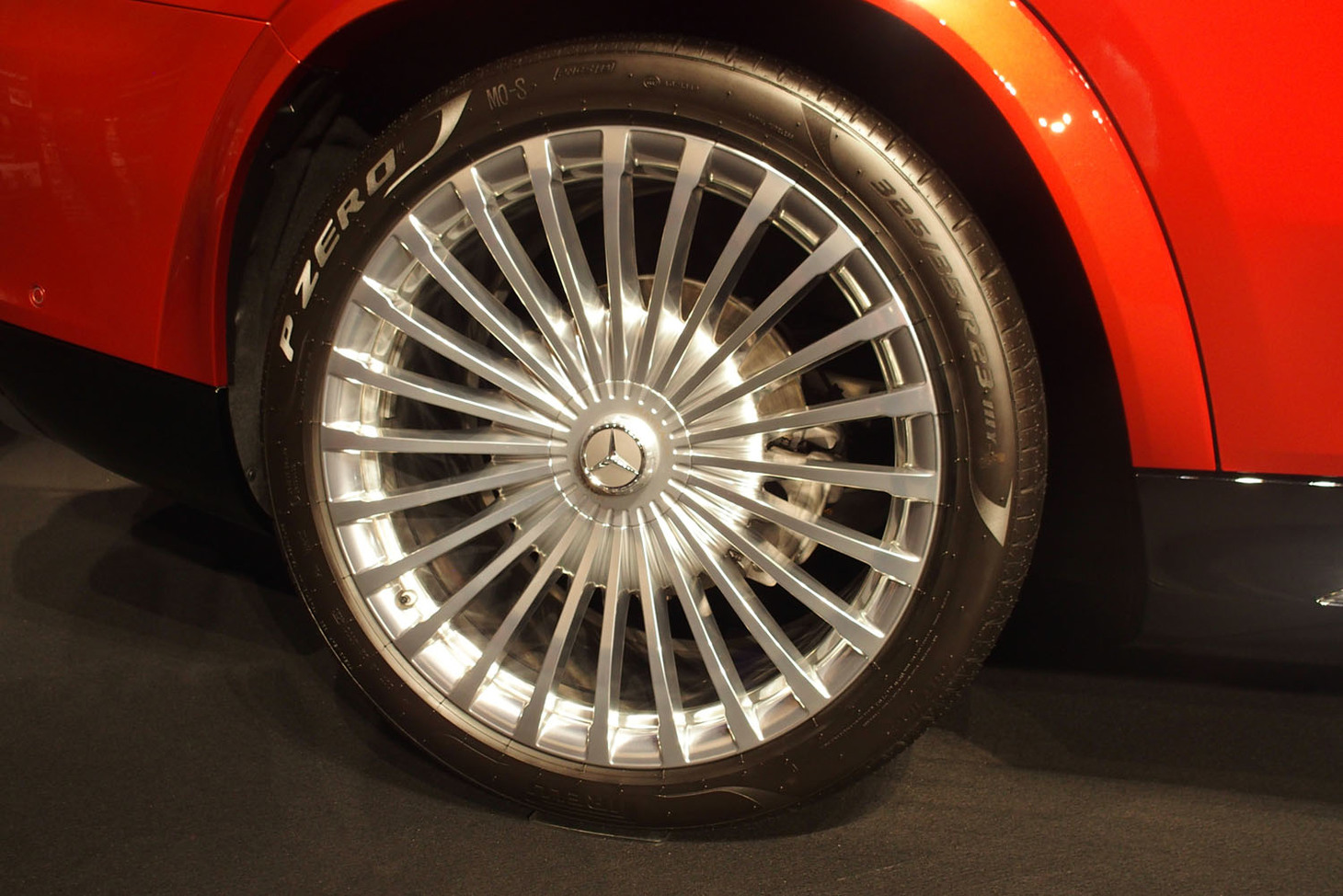 メルセデス・マイバッハSクラス／マイバッハGLS 内装・外装など51枚 【画像・写真】 - webCG