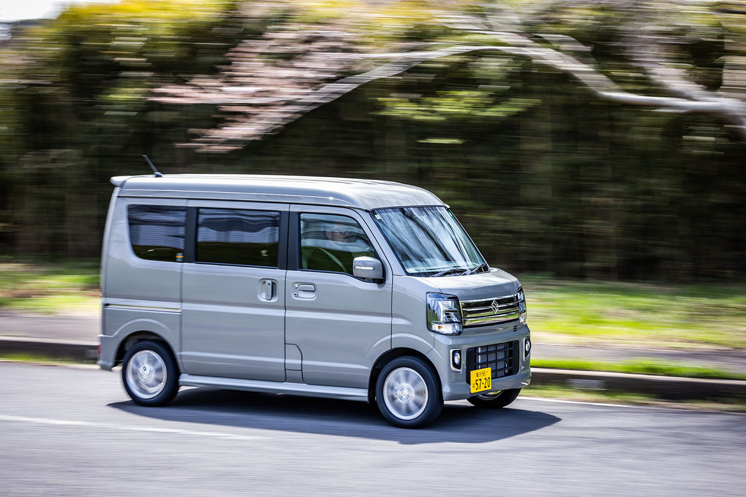 スズキ・エブリイワゴンPZターボスペシャル ハイルーフ（4WD/CVT）【試乗記】 の画像20枚 - webCG