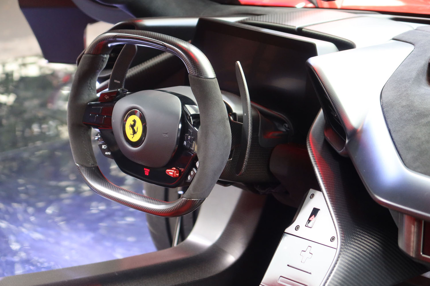 フェラーリF80 内装・外装など66枚 【画像・写真】 - webCG