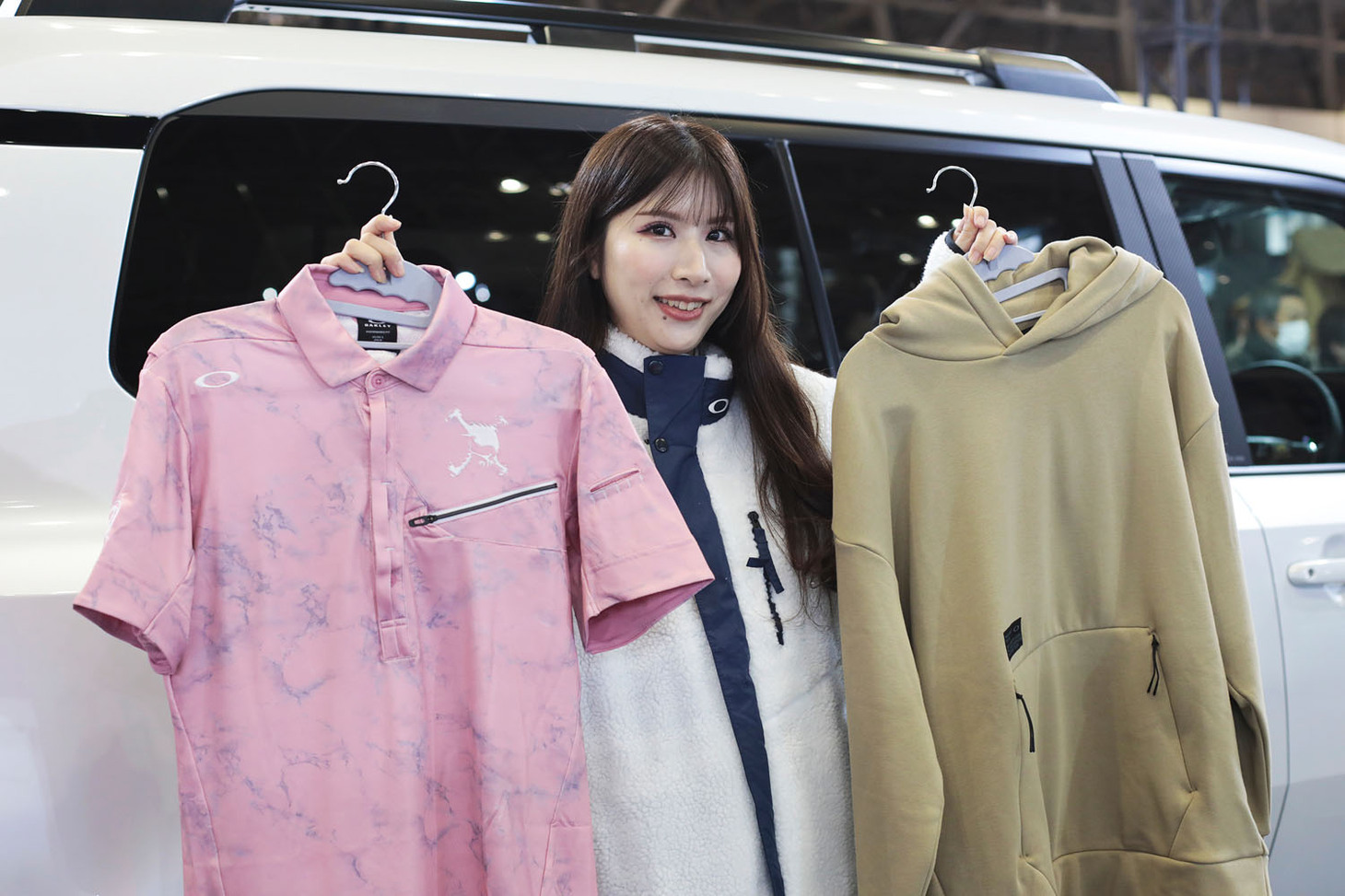 【東京オートサロン2025】コンパニオン・モデル名鑑（その2） ビジュアル14枚 【画像・写真】 - webCG