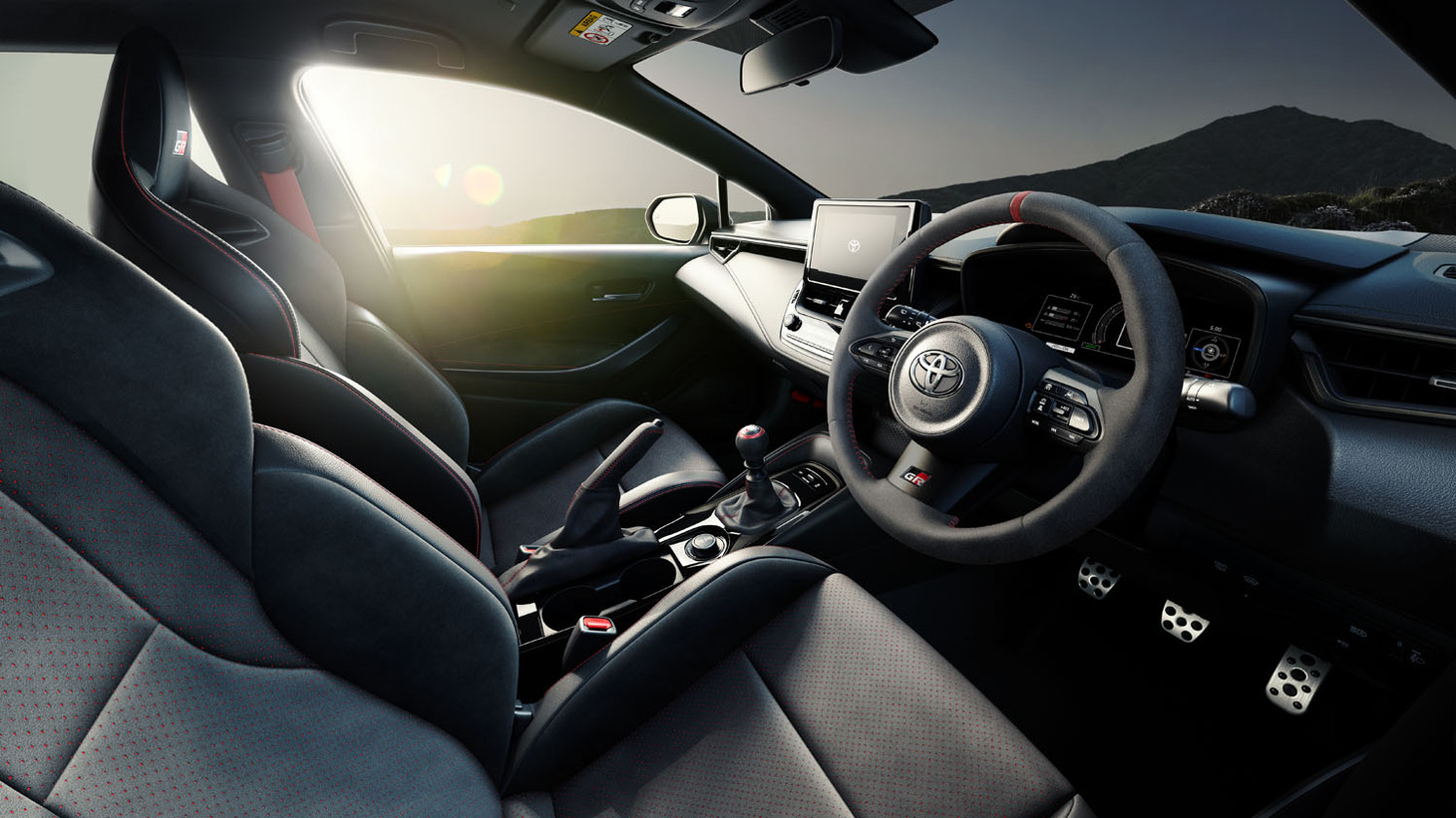 改良型「トヨタGRカローラ」の注文受け付けがスタート 【ニュース】 の画像9枚 - webCG