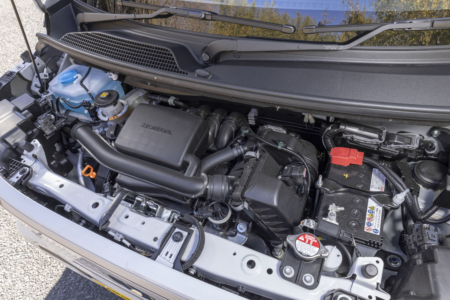 理想のN-BOXをクリエイトする安心・便利なホンダ純正アクセサリー 【ホンダアクセスの純正アクセサリーで新型N-BOXを彩る＜AD＞】 - webCG