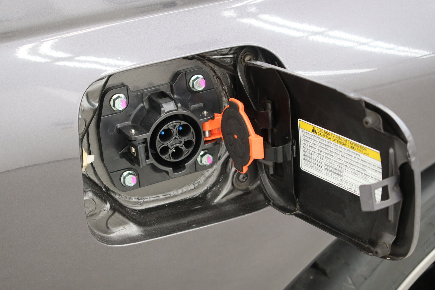 日産R32EV（R32型スカイラインGT-R EVコンバージョンモデル） 内装・外装など49枚 【画像・写真】 - webCG