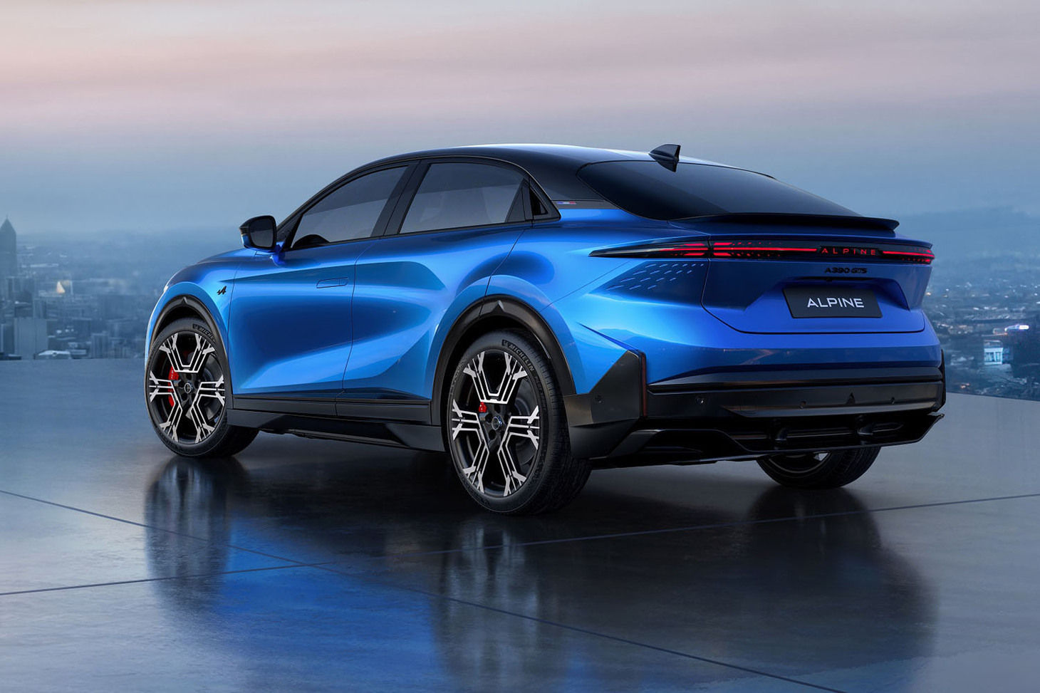 アルピーヌの新型電気自動車「A390」 国内導入へ 【ニュース】 の画像6枚 - webCG