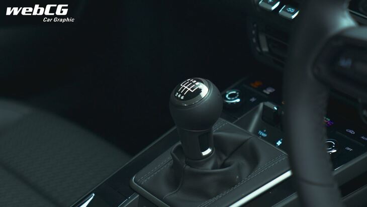 谷口信輝の新車試乗――ポルシェ911カレラT編 の画像4枚 - webCG