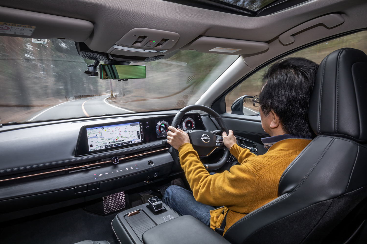 YOKOHAMA ADVAN dB V552でピュアEVの走りが際立つ 【2023 Spring webCGタイヤセレクション＜AD＞】 - webCG