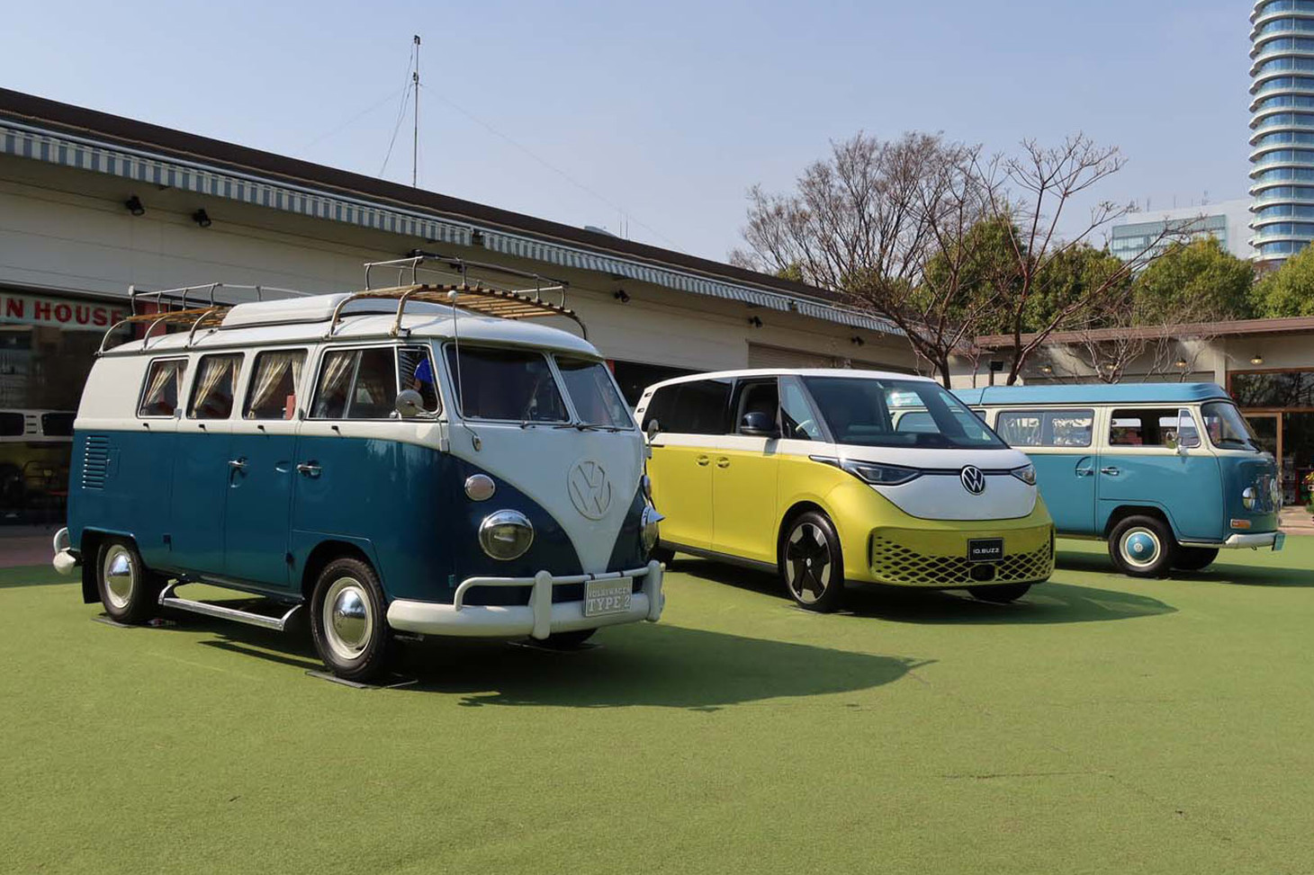 フォルクスワーゲンID.Buzz／タイプ2 内装・外装など40枚 【画像・写真】 - webCG