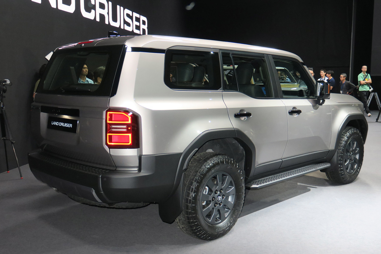 トヨタ・ランドクルーザー“250” 内装・外装など73枚 【画像・写真】 - webCG