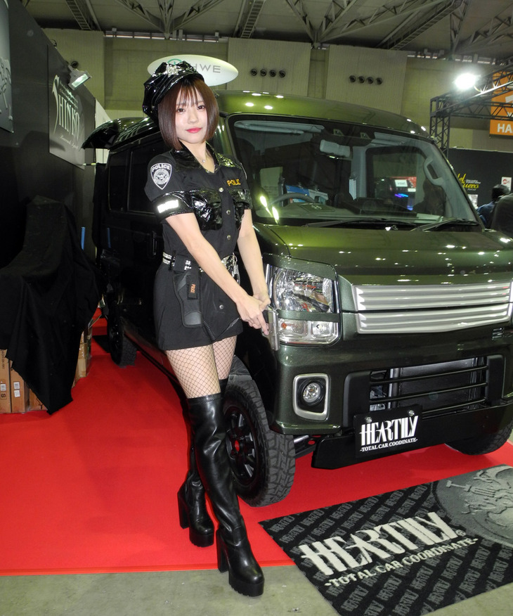 【東京オートサロン2023】 コンパニオン名鑑（その21） ビジュアル23枚 【画像・写真】 - webCG